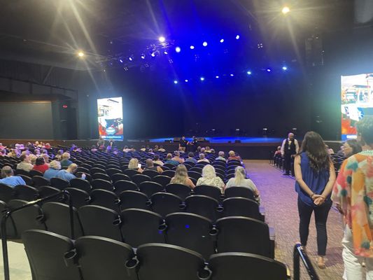 BLUE GATE THEATRE - Updated January 2026 - 15 Photos & 27 Reviews - 175 ...