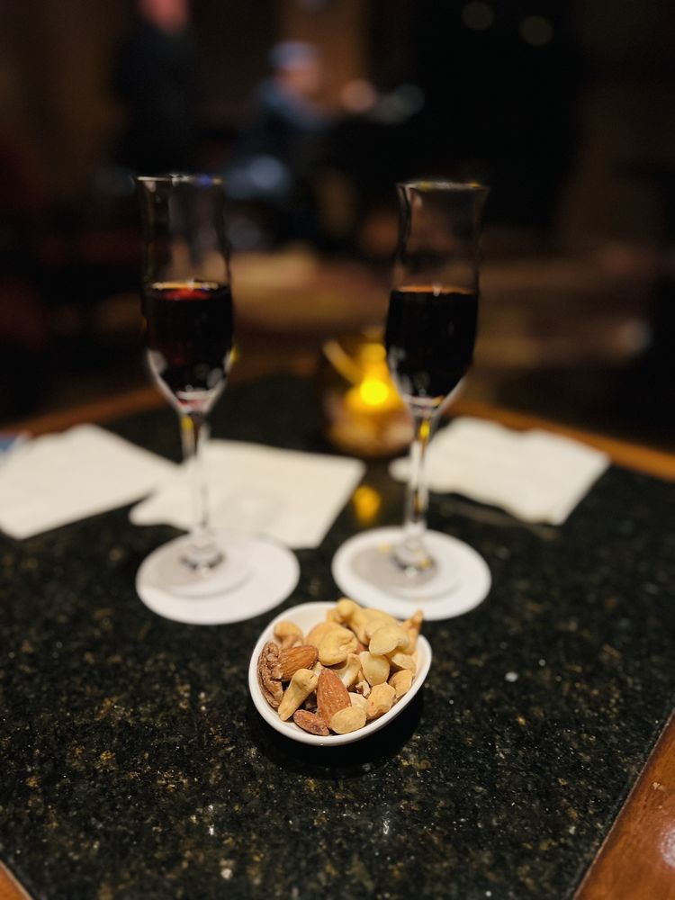 LEWERS LOUNGE - Updated July 2024 - 287 Photos & 270 Reviews - 2199 ...