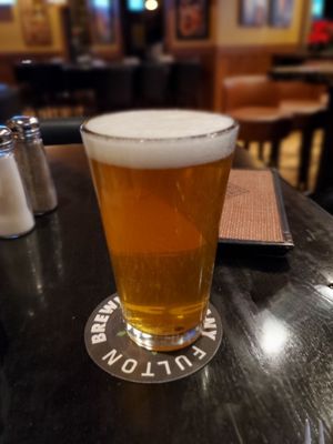 PIKE AND PINT GRILL - Updated May 2024 - 136 Photos & 134 Reviews - 110 ...