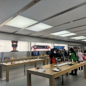 APPLE WILLOWBROOK - Updated December 2025 - 36 Photos & 138 Reviews ...
