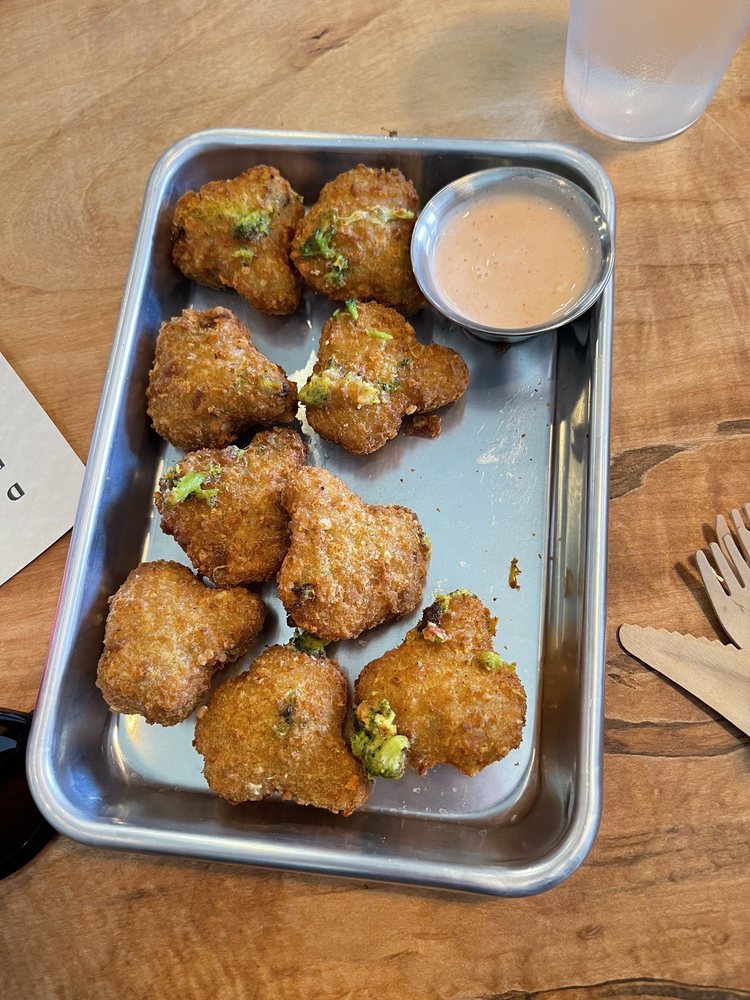 GEORGE & LEON’S - 10 Photos - 9 Cumberland St, Westbrook, Maine ...