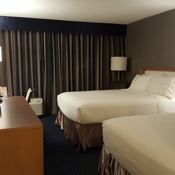 HOLIDAY INN CHICAGO NORTH-EVANSTON - Updated July 2025 - 69 Photos & 58 ...