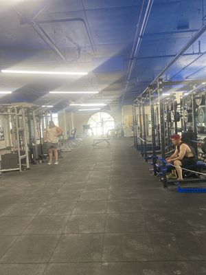 SUMMIT STRONG - Updated December 2025 - 20 Photos & 73 Reviews - 925 ...