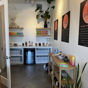 SWEATLAND - Updated December 2025 - 36 Photos - 215 S Lamar Blvd ...