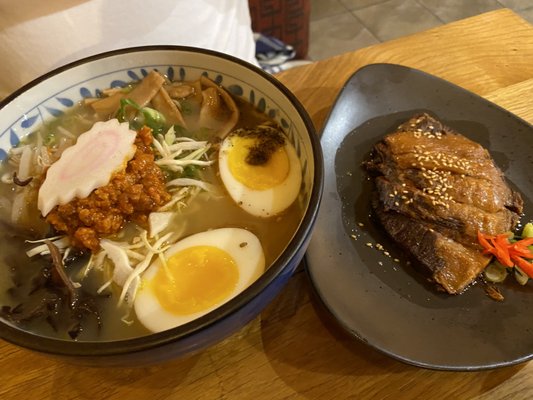 NOM NOM RAMEN - Updated August 2024 - 455 Photos & 589 Reviews - 20 S ...