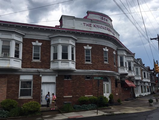 THE KNICKERBOCKER TAVERN - 121 Photos & 165 Reviews - American ...