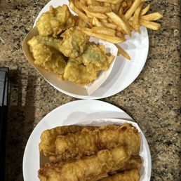 VILLAGE INN FISH & CHIPS - Updated July 2025 - 207 Photos & 257 Reviews ...
