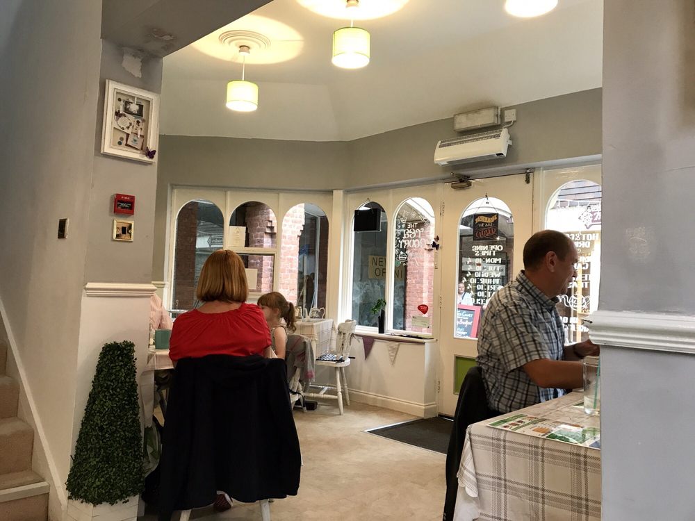 THE TEA COURT - Updated August 2025 - St Andrews Court, Bolton, Greater ...