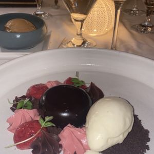 TWENTY-EIGHT ATLANTIC - 109 Photos & 124 Reviews - 2173 Ma-28, Harwich ...