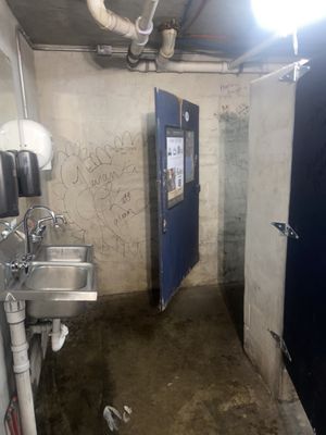 THE LIBRARY - Updated October 2025 - 15 Photos & 26 Reviews - 120 S ...