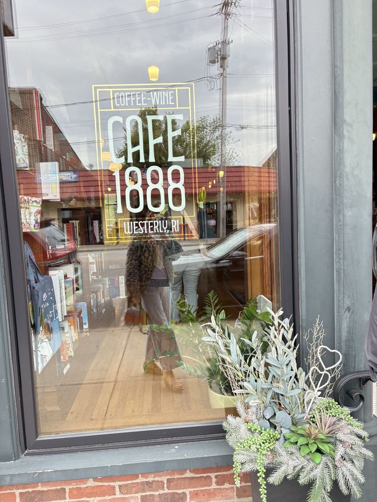 MARTIN HOUSE BOOKS - Updated December 2025 - 18 Photos - 10 Canal St ...