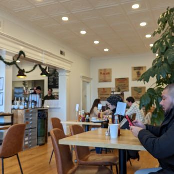 POPPY’S COFFEE AND KITCHEN - Updated March 2025 - 123 Photos & 64 ...