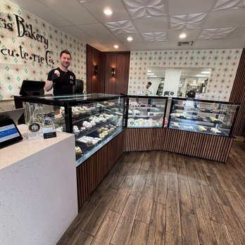 DOS CHRIS’ BAKERY & CHARCUTERIE - Updated August 2025 - 207 Photos ...