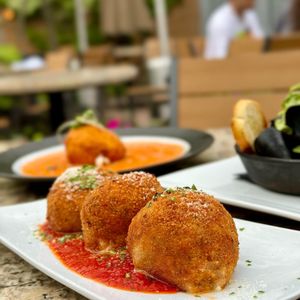 BRAZI’S ITALIAN RESTAURANT - Updated November 2024 - 249 Photos & 225 ...