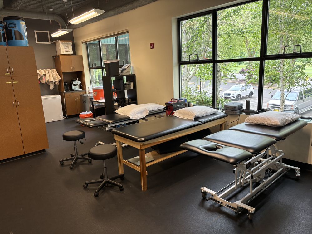 MVP MOVEMENT & PERFORMANCE - Updated January 2026 - 15 Photos - 14800 Starfire Way, Tukwila ...