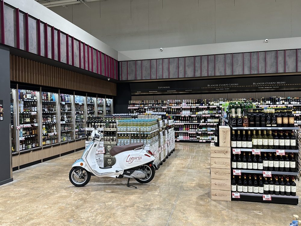 SELECTOS - VEGA ALTA - Updated July 2025 - 24 Photos - Carretera 688 Km ...