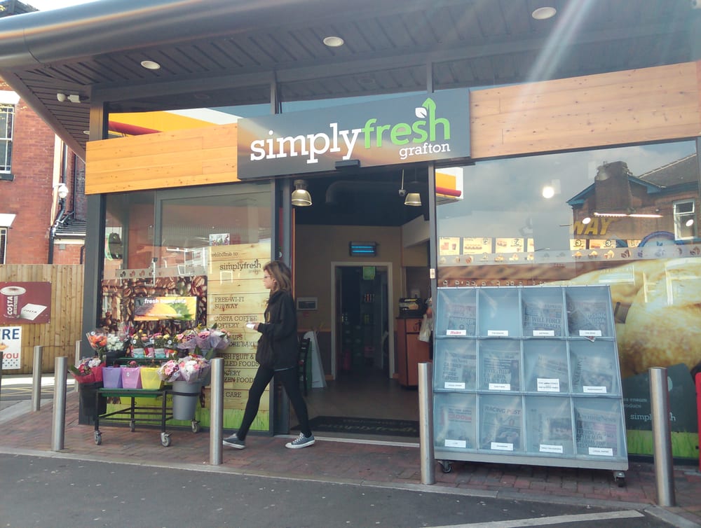 SHELL UK - Updated December 2024 - 77 Chorley Old Road, Bolton, Greater ...