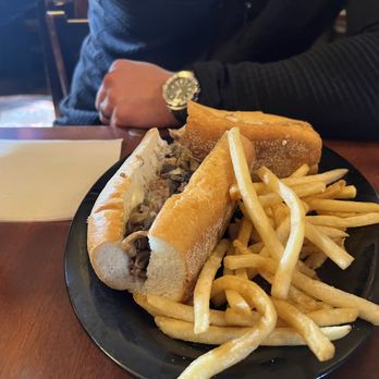 C VIEW INN - Updated March 2025 - 164 Photos & 218 Reviews - 1380 ...