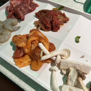 ER GE BUFFET - Updated October 2025 - 64 Photos & 13 Reviews - 6100 Sawmill Rd, Dublin, Ohio ...