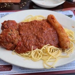 THE OLD SPAGHETTI FACTORY - 1678 Photos & 1166 Reviews - 110 E Santa Fe ...