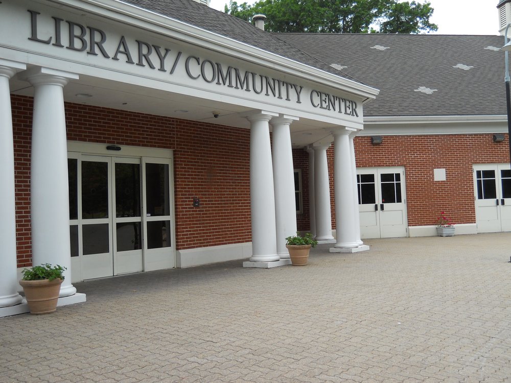 THOMPSON PUBLIC LIBRARY - 934 Riverside Dr, North Grosvenordale ...