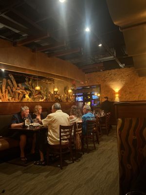 MIDDLE GROUNDS GRILL - Updated October 2025 - 569 Photos & 924 Reviews ...