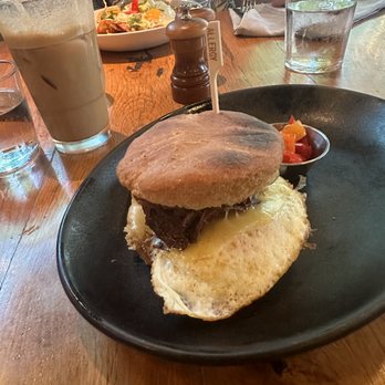 BEATRIX - Updated March 2025 - 3202 Photos & 2615 Reviews - 519 N Clark ...