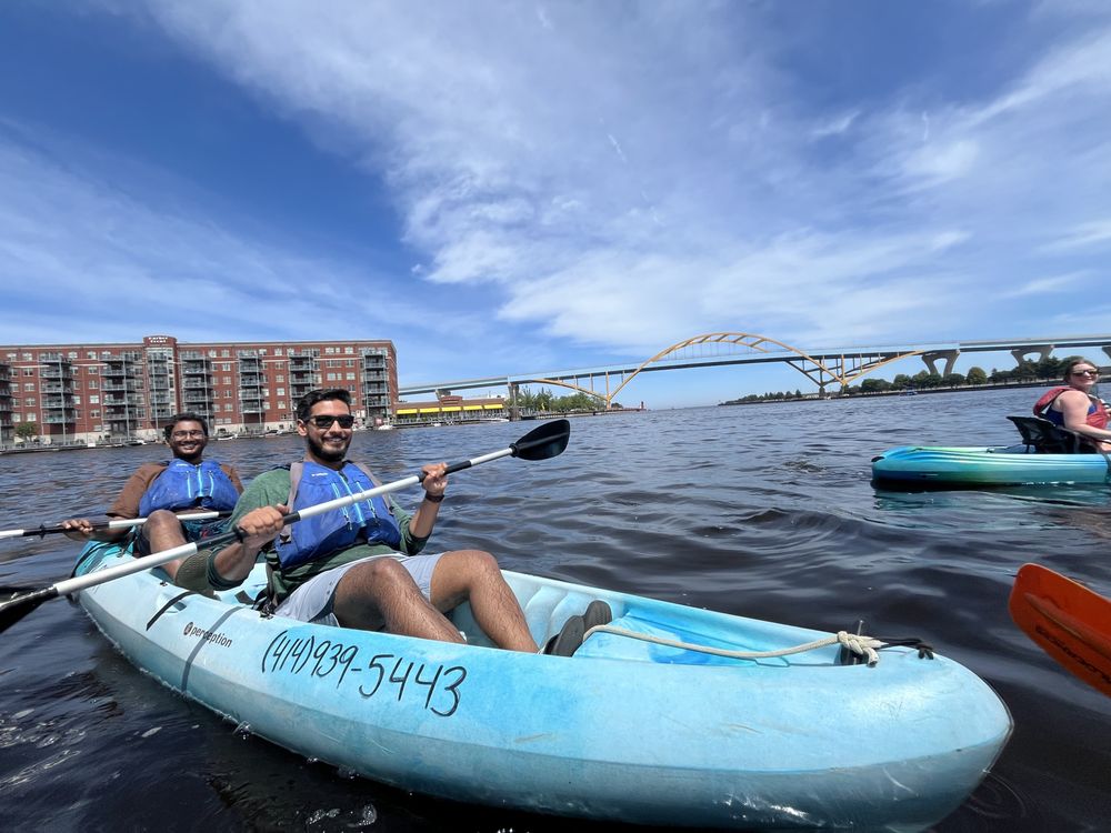 BREW CITY KAYAK - MILWAUKEE KAYAK RENTALS AND TOURS - Updated December ...