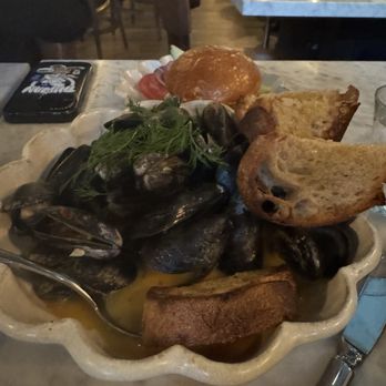 AUGUSTINE - Updated May 2025 - 584 Photos & 126 Reviews - 377 Santana ...