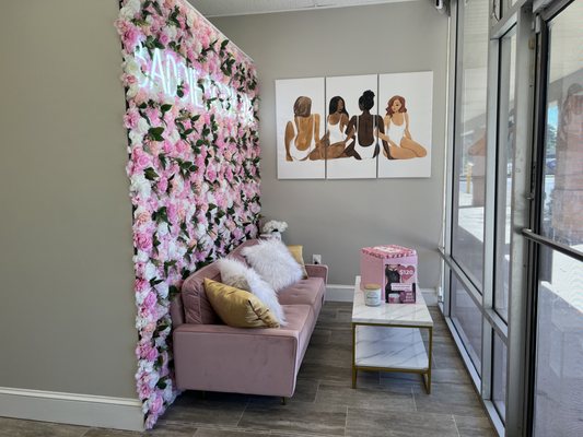 BADDIE BODY SPA - Updated July 2025 - 104 Photos - 2455 Flat Shoals Rd ...