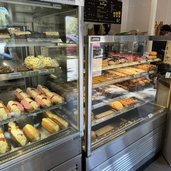 DOUGHBIN - Updated December 2025 - 25 Photos & 13 Reviews - 123 Ardmore ...