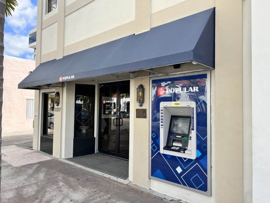POPULAR BANK - Updated July 2025 - 14 Photos - 2317 Ponce De Leon Blvd ...