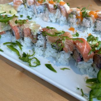 MOMIJI SLU - Updated May 2024 - 453 Photos & 183 Reviews - 731 Bell St ...