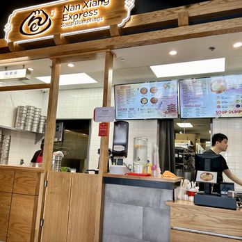 DUMPLING DISTRICT - Updated August 2024 - 53 Photos & 17 Reviews - 9210 ...