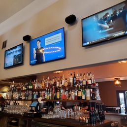 STEINS BEER GARDEN & RESTAURANT - Updated July 2025 - 2080 Photos ...