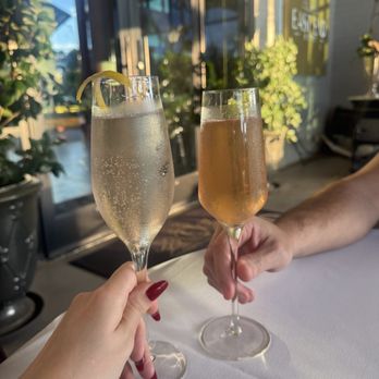 EAST END BISTROT - Updated December 2025 - 127 Photos & 45 Reviews ...