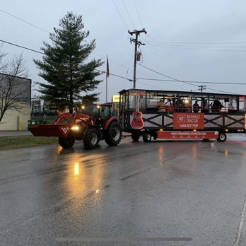 THE NASHVILLE TRACTOR - Updated May 2024 - 70 Photos & 80 Reviews - 747 ...