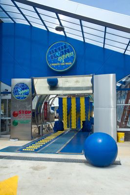 BLUE RAIN EXPRESS CAR WASH - Updated October 2025 - 37 Photos & 35 ...