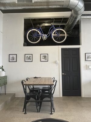 THE HIGH LIFT COFFEE SHOP - Updated November 2025 - 13 Photos - 1207 ...