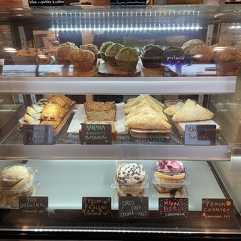 DEEP BARREL ROASTERS & CREAMERY - Updated June 2024 - 318 Photos & 290 ...