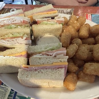 THRASHERS PUB & BROILER - Updated November 2025 - 138 Photos & 214 ...