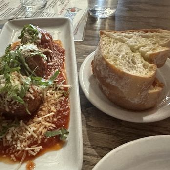 BLUE RIBBON ARTISAN PIZZERIA - Updated May 2024 - 546 Photos & 923 ...