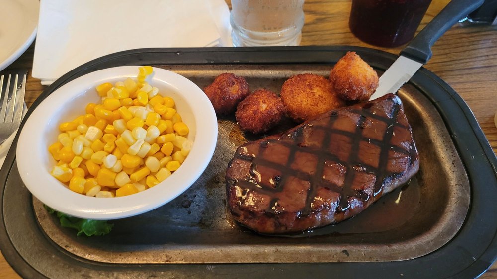 Traylor's Restaurant, Port Angeles | Roadtrippers