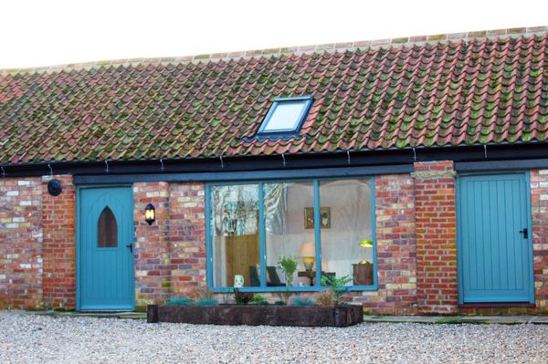 HALSHAM PET CREMATORIUM - Halsham Grange, Hull, East Riding of ...