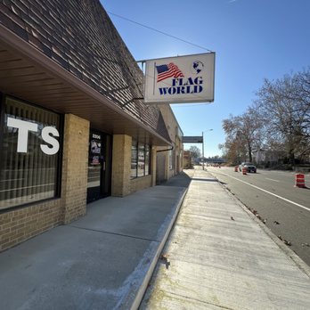 FLAG WORLD - Updated December 2025 - 12 Photos - 2206 S 6th St ...
