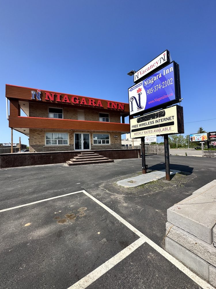 NIAGARA INN - Updated February 2025 - 10 Photos - 5703 Thorold Stone ...