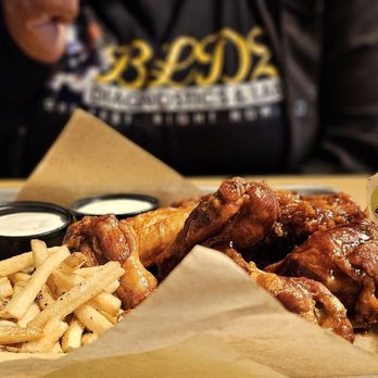 WINGSTOP - Updated January 2025 - 37 Photos & 62 Reviews - 3024 S 31st ...