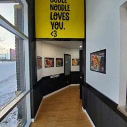 OODLE NOODLE - Updated January 2026 - 37 Photos & 68 Reviews - 10842 ...