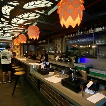 GREEN BENCH BREWING COMPANY - Updated September 2025 - 691 Photos & 415 ...