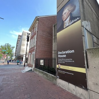 DECLARATION HOUSE - Updated October 2025 - 49 Photos - 700 Market St ...